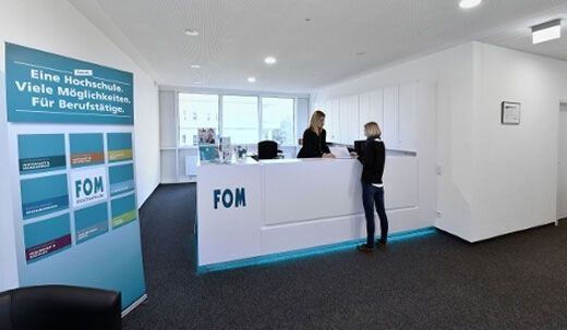 FOM Hochschule für Oekonomie & Management | Wegweiser-Duales-Studium.de