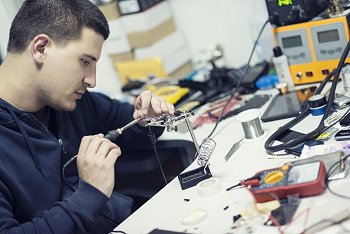 Duales Studium Informationstechnik | Infos, Hochschulen & Unternehmen